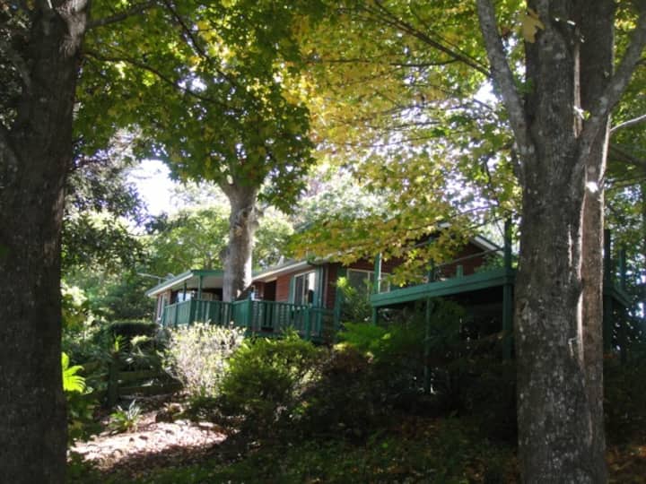 Maleny Cottage 'Home Sweet Home' - Maleny