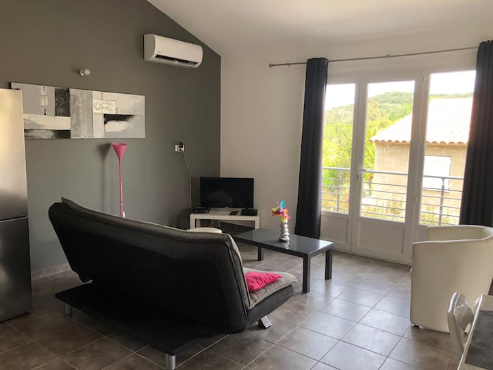 300 M à Pied De La Plage De Favone Près De Porto Vecchio - Zonza