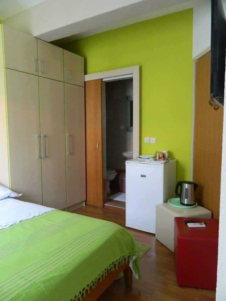 Mala Zelena Soba - Makarska