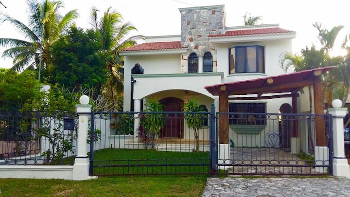 Private Villa 3 Bedrooms 3 Bathrooms And Pool - Cozumel