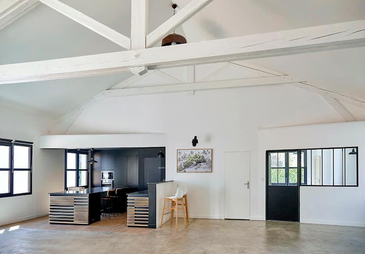 Grand Loft Au Calme Tres Proche Centre Ville - Avignon