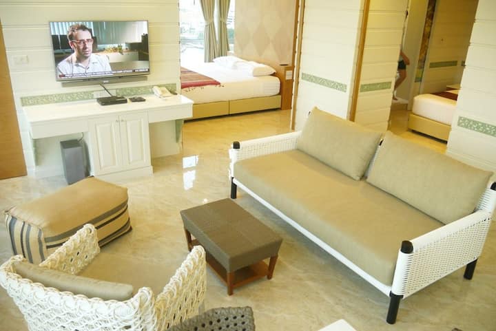 Two Bedroom Riverview Corner Apartment - 