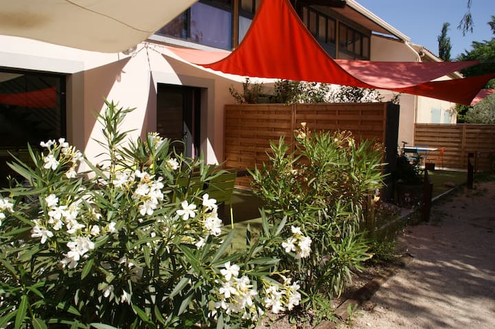 Gîte 63 M² Au Haras Du Lacydon - Monteux