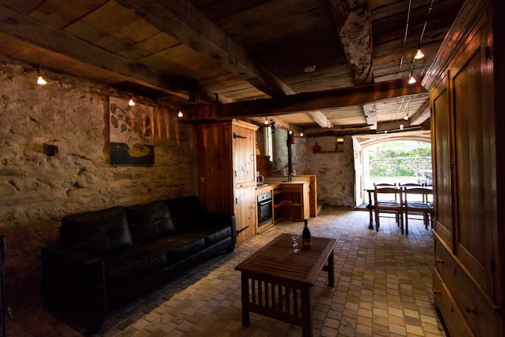 Gite 'L'étable' - Charlannes,vallée De La Dordogne - Corrèze