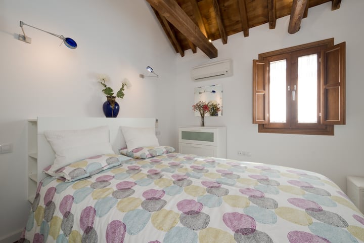 Maison Traditionelle Avec Bellevues Au C. Ville - Granada