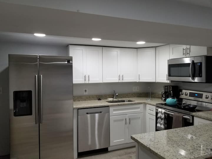 Columbia Heights Basement - Washington D.C., DC