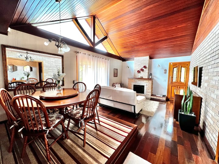 Casa Super Aconchegante E Com Linda Vista - Campos do Jordão