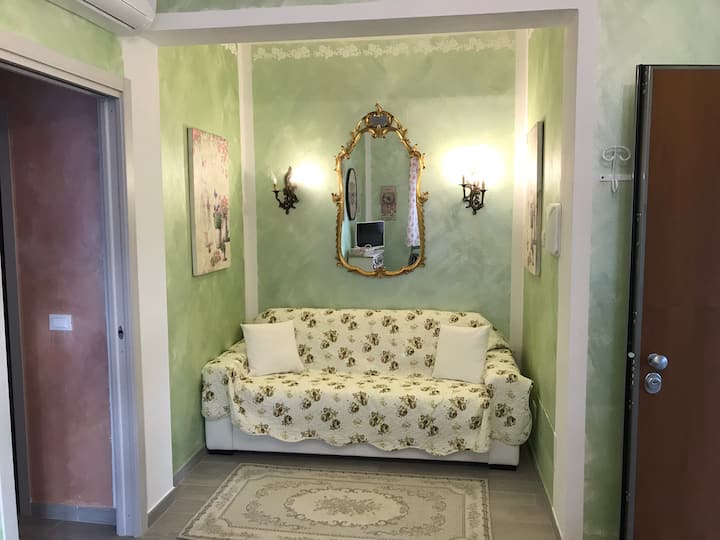 Le Bouganville, 3rooms, Last Floor With Lake Wiev - Desenzano del Garda
