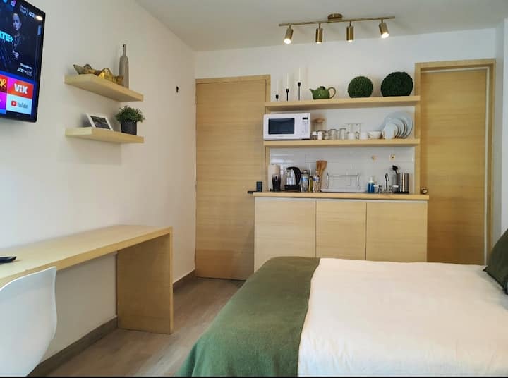 Hipódromo-condesa Studio | Balcony & Fast Wifi - Ciudad de México