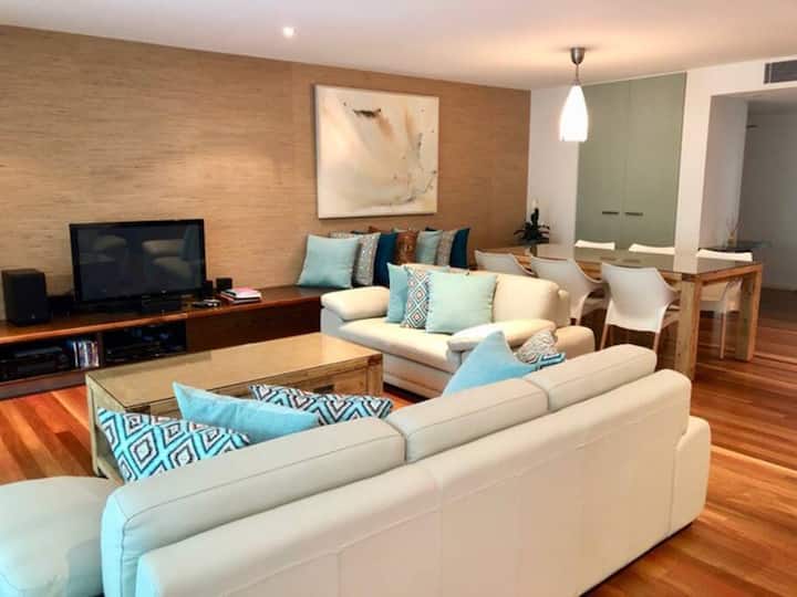 East On Byron Bay 2 Bedroom Poolside Villa - Byron Bay