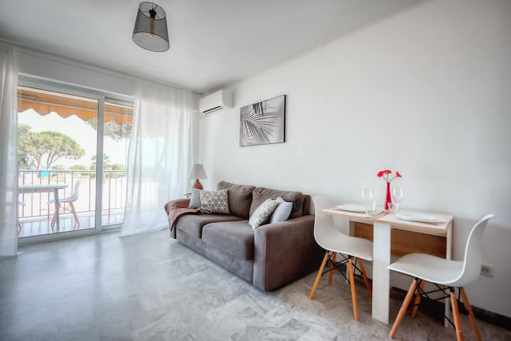 Charming Studio Sea View 2 Min Of The Beach - Plage du Casino (Menton)