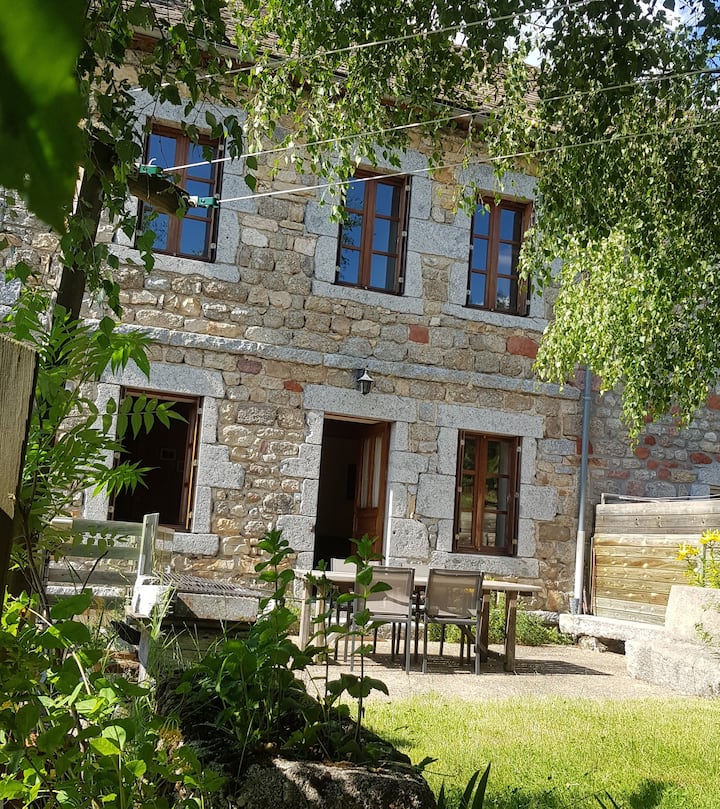 Gîte à La Campagne 3 * Proche A75 En Margeride. - Lozère