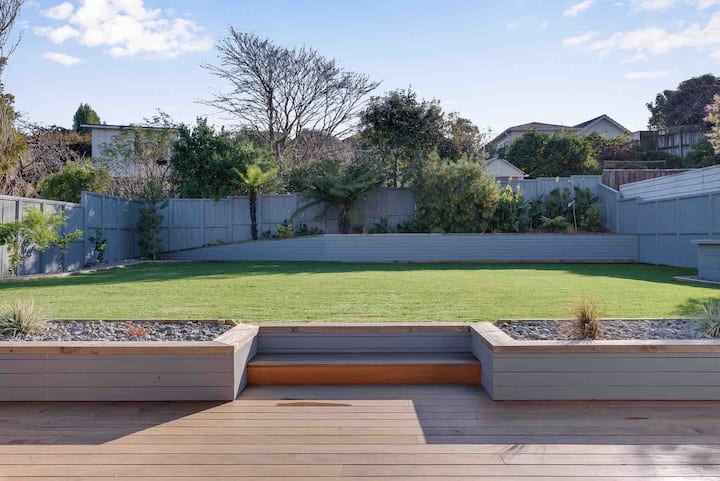 Renovated Family Beach Home - Raumati - Paekākāriki
