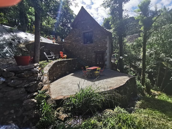 Séjour Reposant Dans La Vallée Du Lot - Entraygues-sur-Truyère