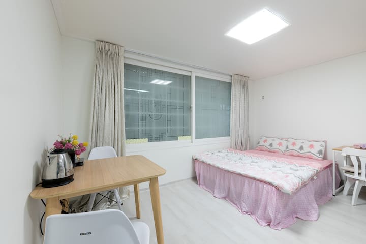 Kkachisan Station 5mins/line 5&2/welcome 3 Person - Bucheon-si