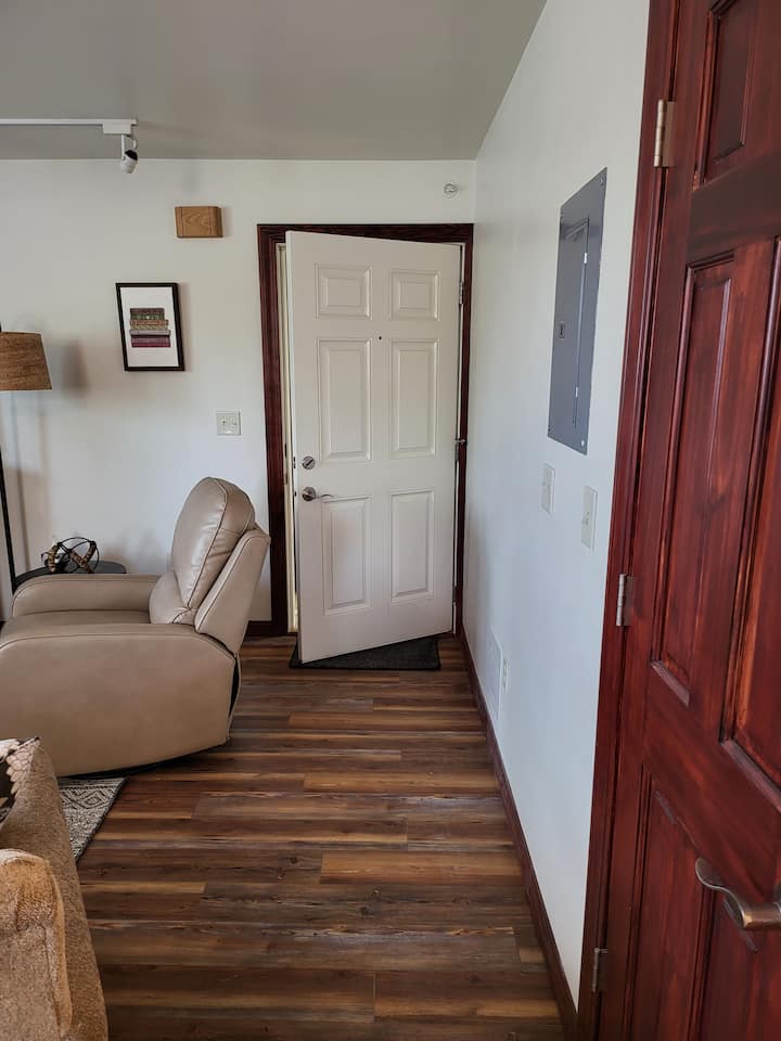 Lovely 2 Bedroom Apartment In Downtown Fairbanks. - Fairbanks, AK