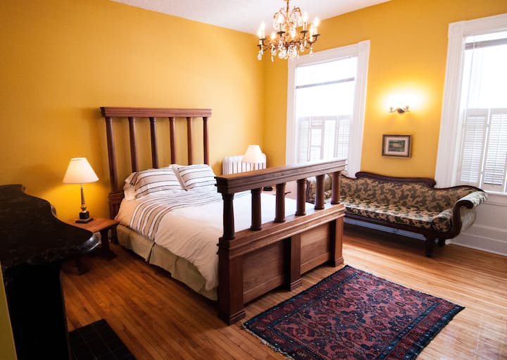 The Longworth House - Prince Edward Island