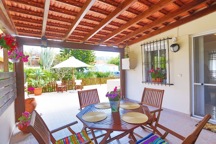 Ideal Family House With Big Yard In Ialysos,rhodes - Kos