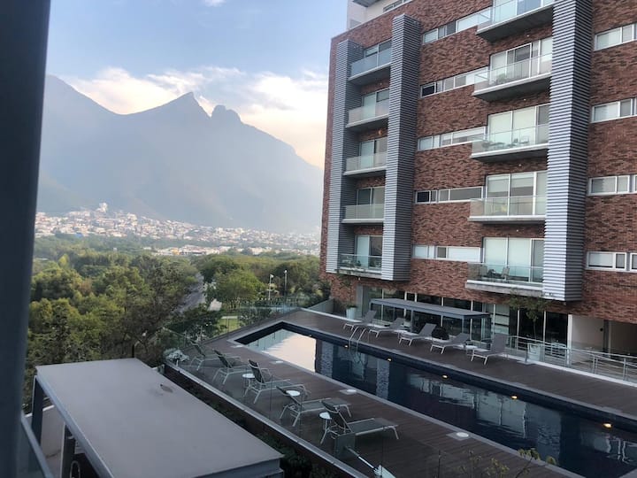 Depa De Lujo @ Nuevo Sur, C/balcón Excelente Vista - Monterrey