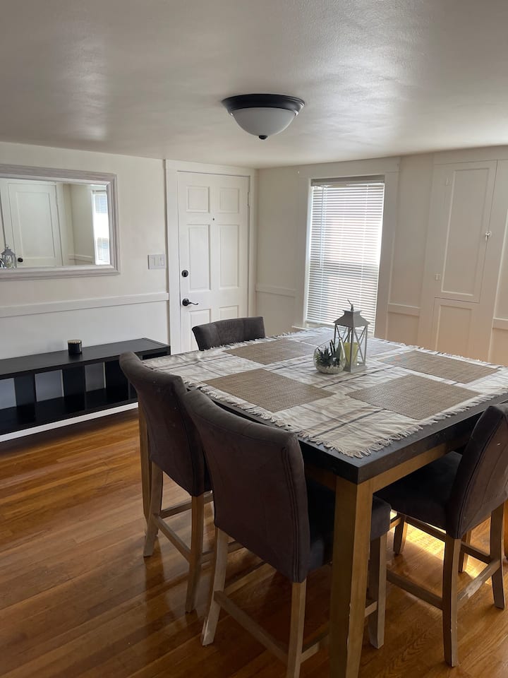 New Downtown Salem Lovely 2 -Bedroom - Salem, MA