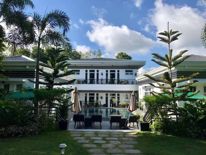 The Olive Tree Villa In Tagaytay - Alfonso
