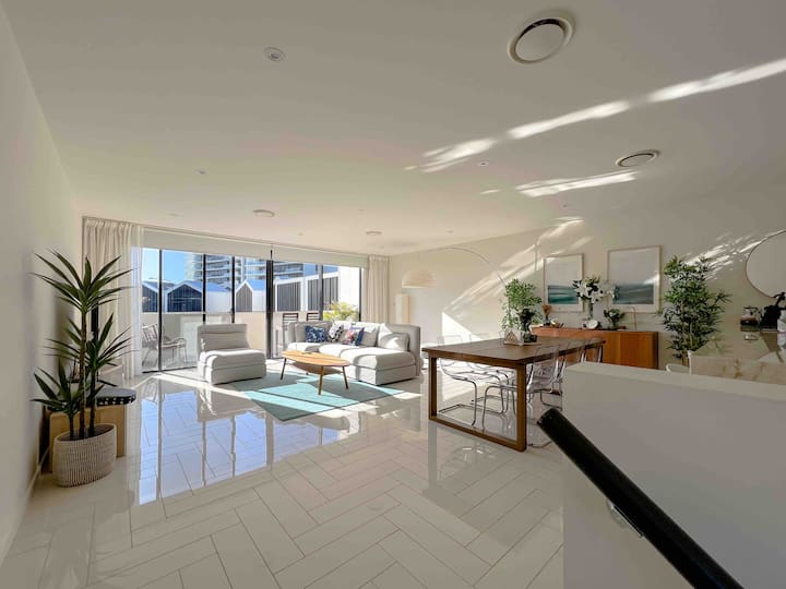 Town House Near Beach And Public Transport - Gold Coast