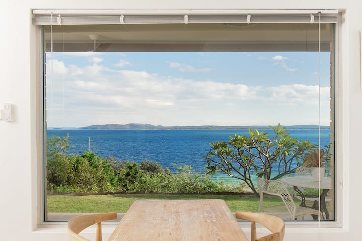 Prime Location Private Retreat Stunning Views - Port Stephens