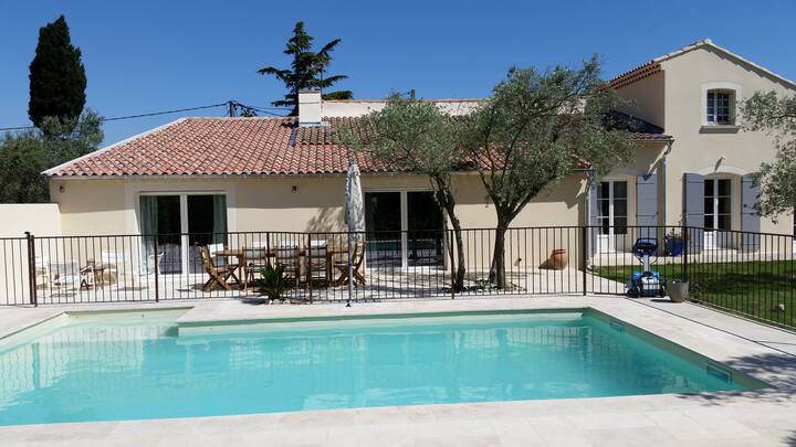 Jolie Maison En Provence. - Orange