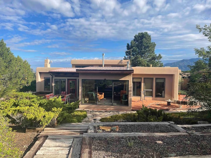 Spacious Zen Adobe Home On 5 Forested Acres - Taos, NM