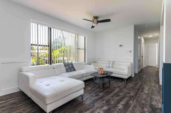 1mi To Beach 2 Suite 4bd/3bth Home With  Pool &Spa - Boca Ratón, FL