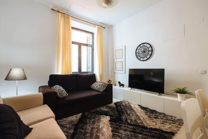 Great Apartment In Downtown Sevilla - Seville, Spain