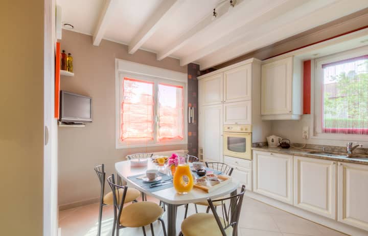 Très Belle Chambre Toute Proche Du Centre Ville - Épinal