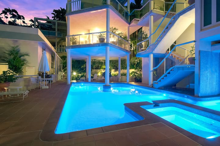 Hill 5 Murphy Street Port Douglas - Amazing Views - Port Douglas