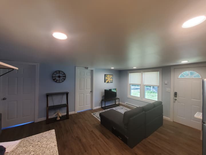 Charming 2br Lake House Perfect For Wknd Getaway - Lakeview, OH