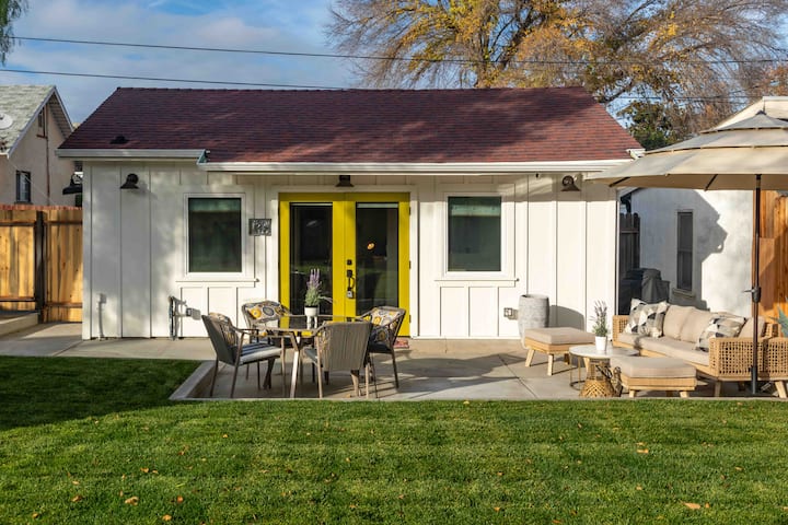 Little Acorn Luxury Bungalow - Paso Robles, CA