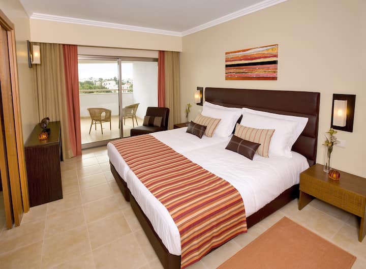 Alfagar Aparthotel - Ap. T1 Vista Jardim - Albufeira