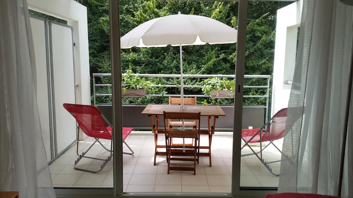 Studio + Terrasse Sud Anglet Centre-plage Au Calme - Anglet