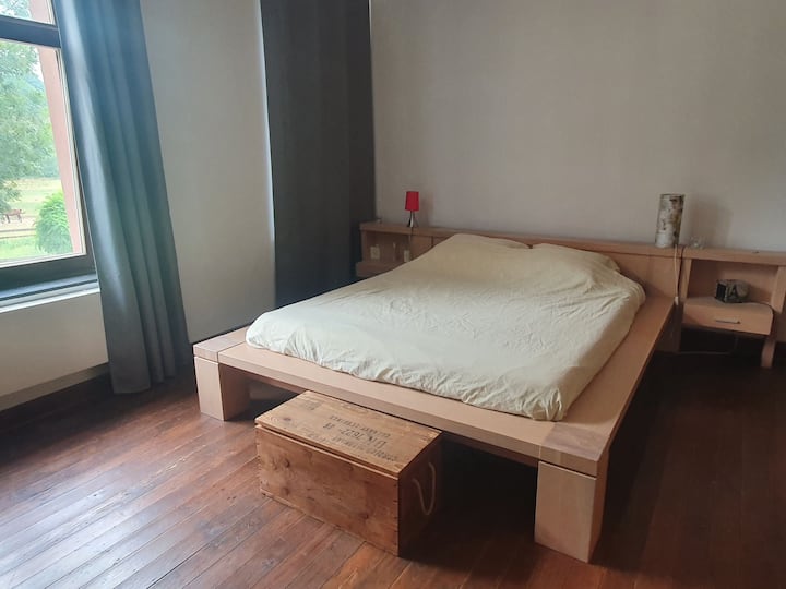 Agréable Chambre D'hôte Avec Parking - La Louvière