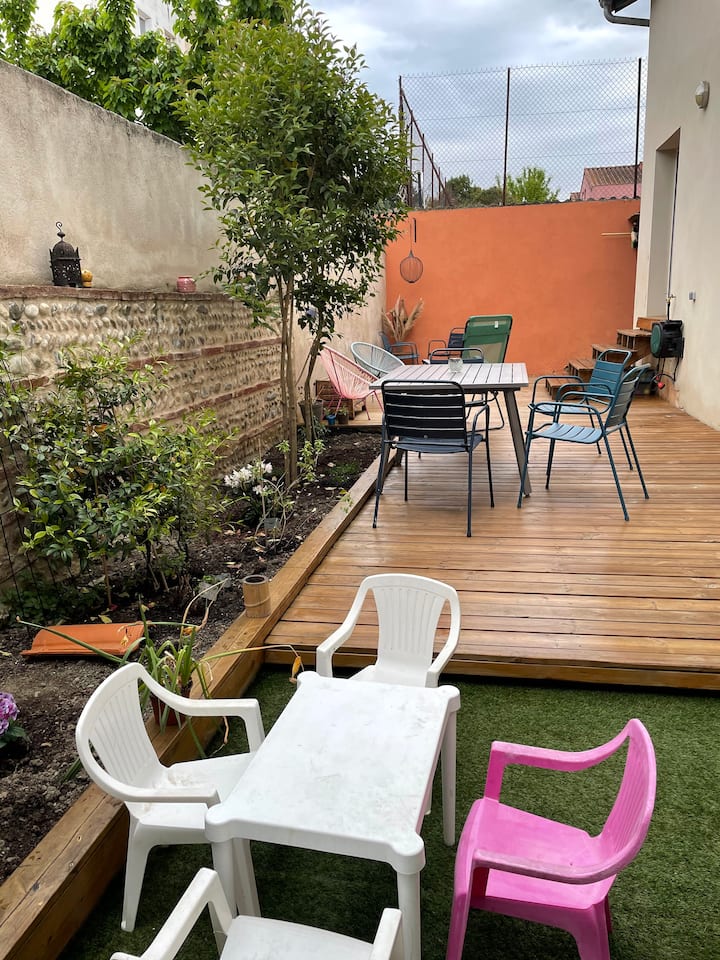 Maison De Ville Familiale Avec Terrasse/jardin - Cornebarrieu