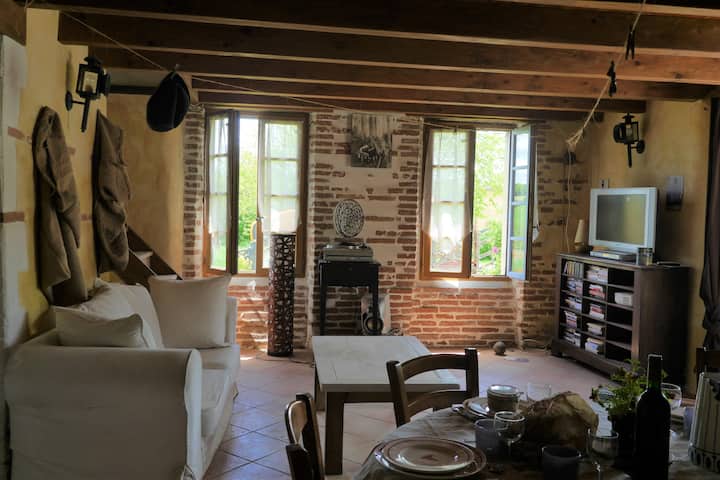Gîte Du Querçy Avec Son Pigeonnier Jusqu à 8 Pers - Lauzerte