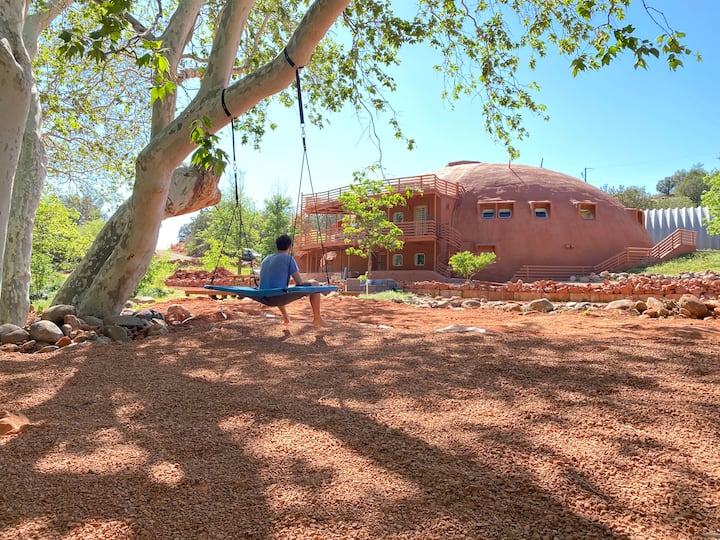 The Uzu Dome ! 16 Bedrooms/ 10 Bathrooms - Sedona, AZ