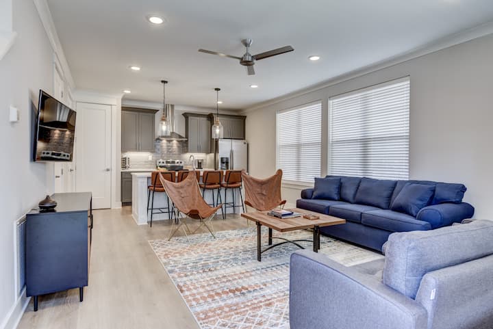 Bright + Modern Southern Gem | 10 Min To️ Of Dt - Nashville, TN