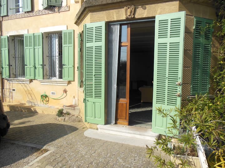 Charme En Ville - Salon-de-Provence