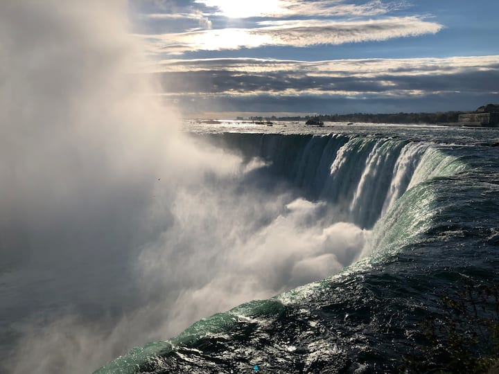 Home Away From Home In Niagara Falls - Niagara Falls