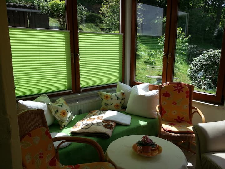 Schöne, Sonnige Wintergartenwohnung - Hohnstein