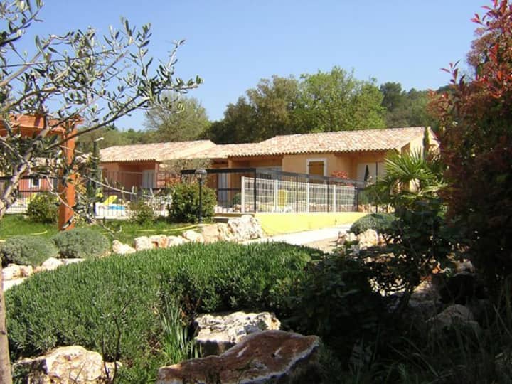 Bungalow De Vacances Dans Le Var (Verdon) - Aups