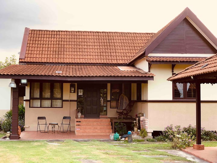 Dawiz Lodge - Pasir Panjang