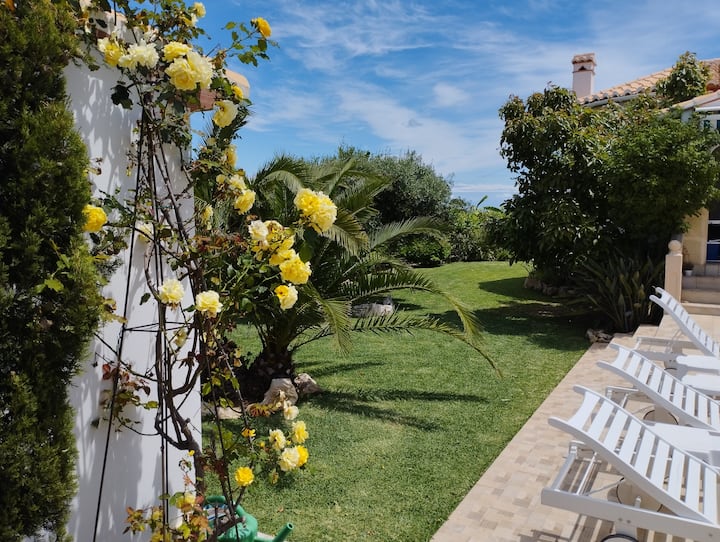 Elegant Villa With Sea View & Montgó Massif - Xàbia