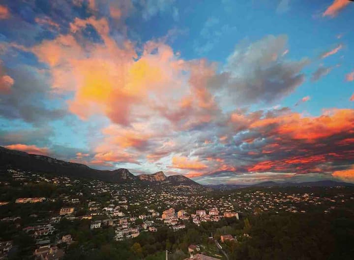Vence : Vue Exceptionnelle - Vence