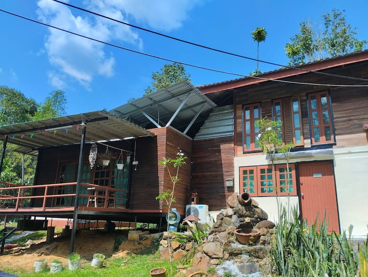 Relaxing Farm Stay With 2 Bed Room And A Pool - Jitra